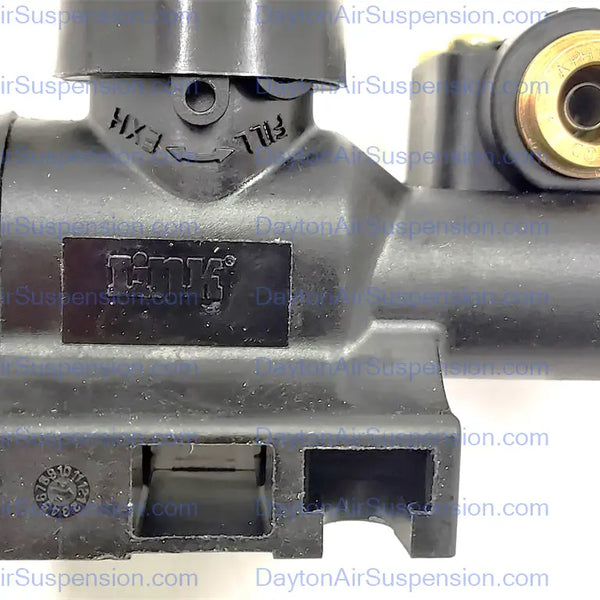 Hadley (LINK) Height Control Valve - H01501-K1 - Dayton Air Suspension ...