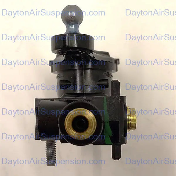 Hadley (LINK) Height Control Valve - 4CM00211 - Dayton Air Suspension