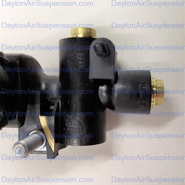 Hadley (LINK) Height Control Valve - 4CM00218 - Dayton Air Suspension ...
