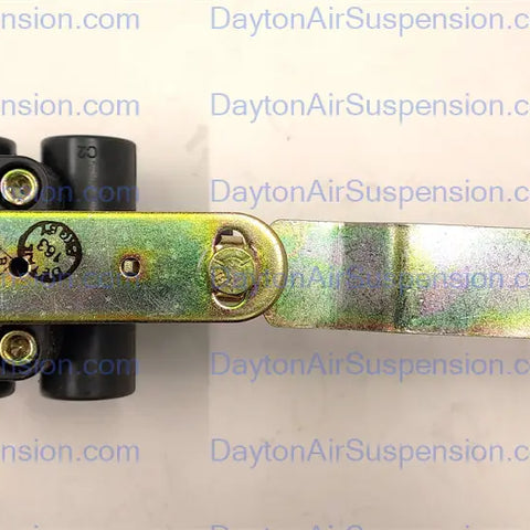 Barksdale/Velvac Height Control and Leveling Control Valves - Dayton ...