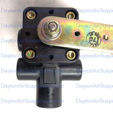 Barksdale/Velvac Height Control and Leveling Control Valves - Dayton ...